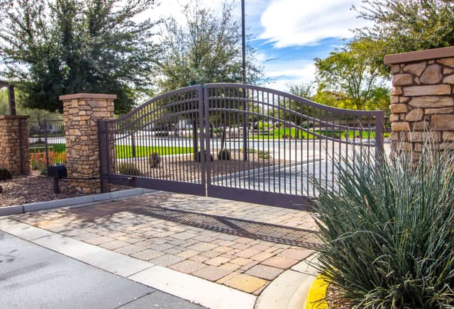 Custom Driveway Gate Fabrication in Miami | Miami Gates & Access ...